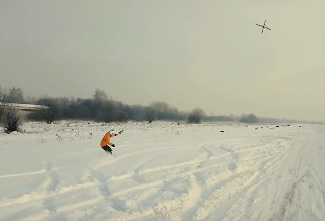 DroneSnowBoarding, agora com um quadricóptero | TargetHD.net